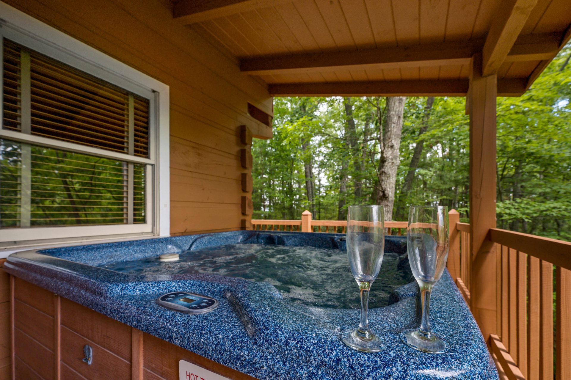 Secluded Gatlinburg Cabins with Hot Tubs